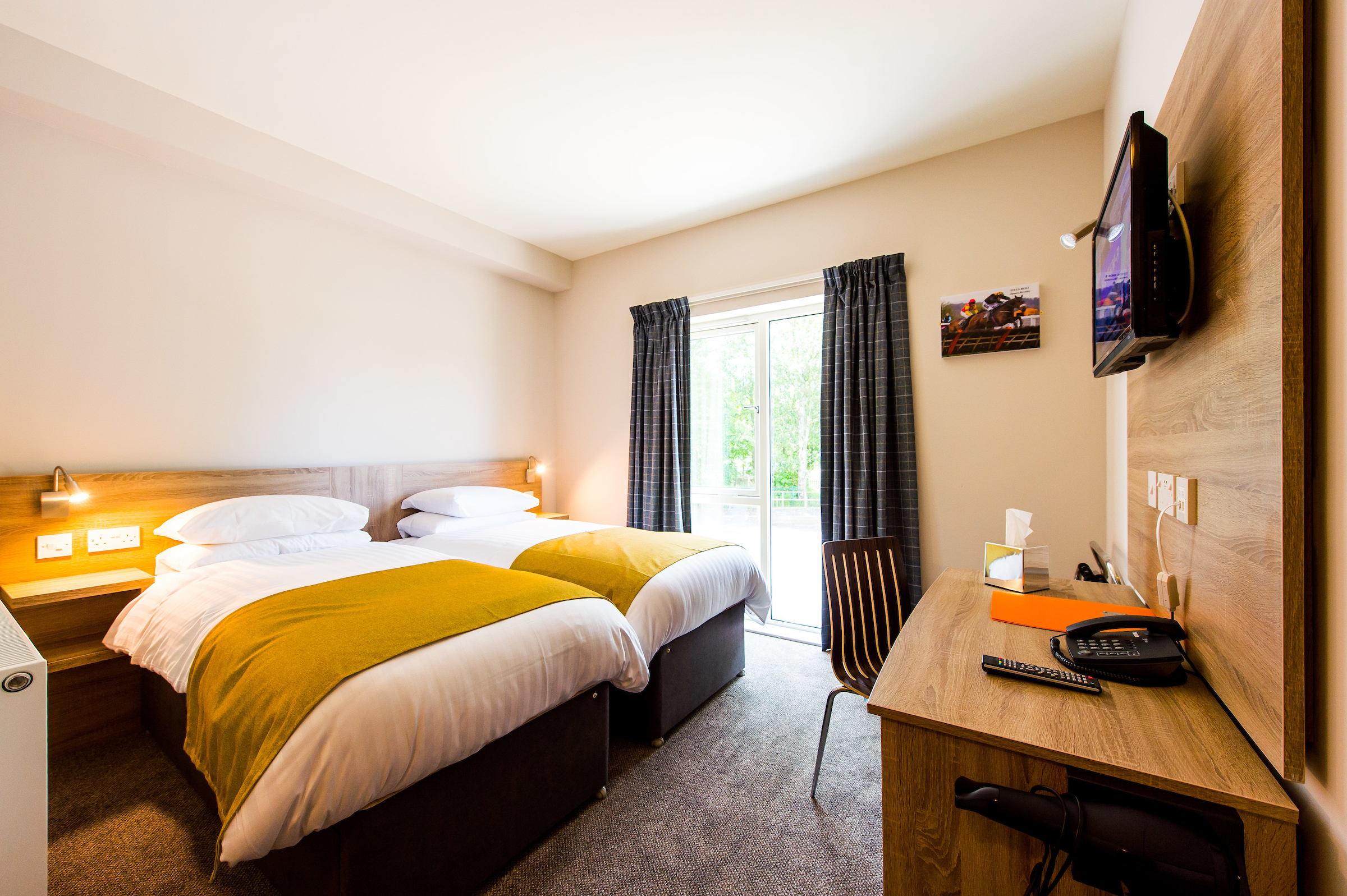 Riverstone Lodge Perth new hotel accommodation and restaurant just off ...